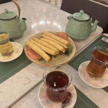 MODA CAFE AND RESTAURANT - Updated March 2025 - 196 Photos & 67 Reviews ...