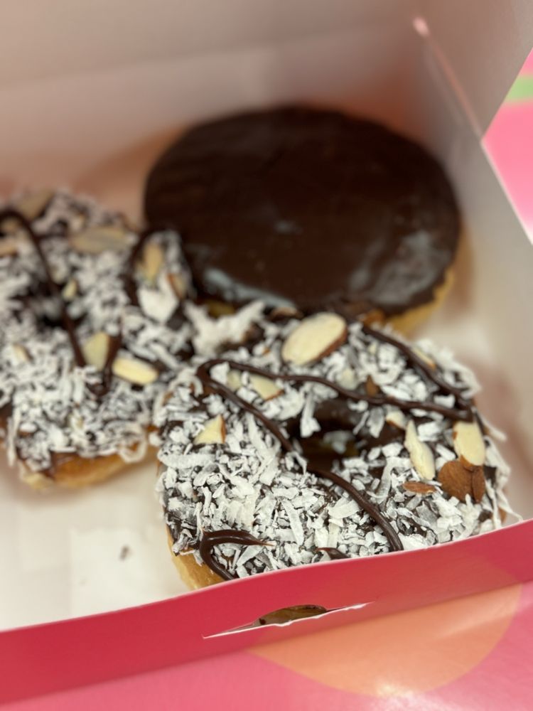 AMY’S DONUTS - Updated December 2025 - 482 Photos & 408 Reviews - 101 E ...