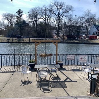 BOATHOUSE CAFE - Updated July 2024 - 146 Photos & 73 Reviews - 350 ...