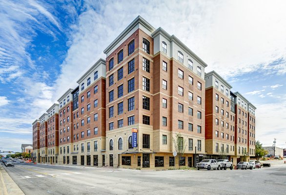 191 COLLEGE - Updated December 2025 - 26 Photos - 191 N College St ...