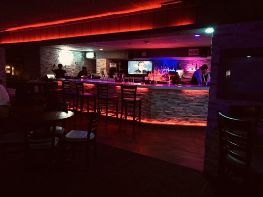 THE QUARTERDECK LOUNGE - Updated December 2025 - 22 Photos & 23 Reviews ...