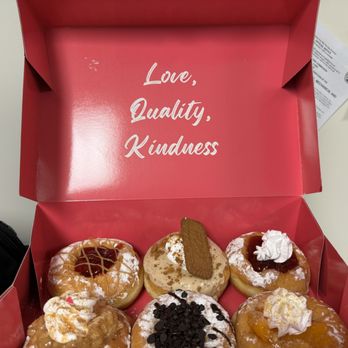 PAINTED DOUGH - Updated August 2024 - 2059 Photos & 1401 Reviews - 5702 ...