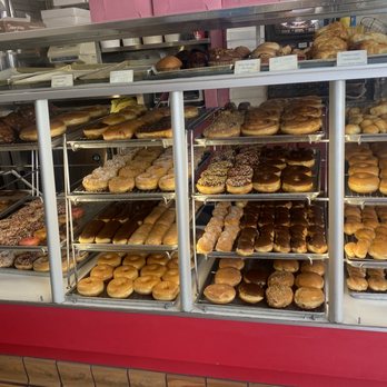 FRESH DOUGHNUTS - Updated July 2025 - 16 Photos & 17 Reviews - 172 E ...