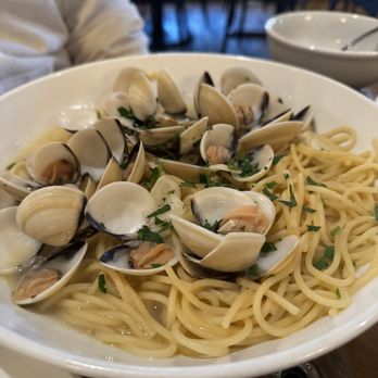 LOCALE NEIGHBORHOOD ITALIAN - 832 Photos & 463 Reviews - 60 N Alvernon ...