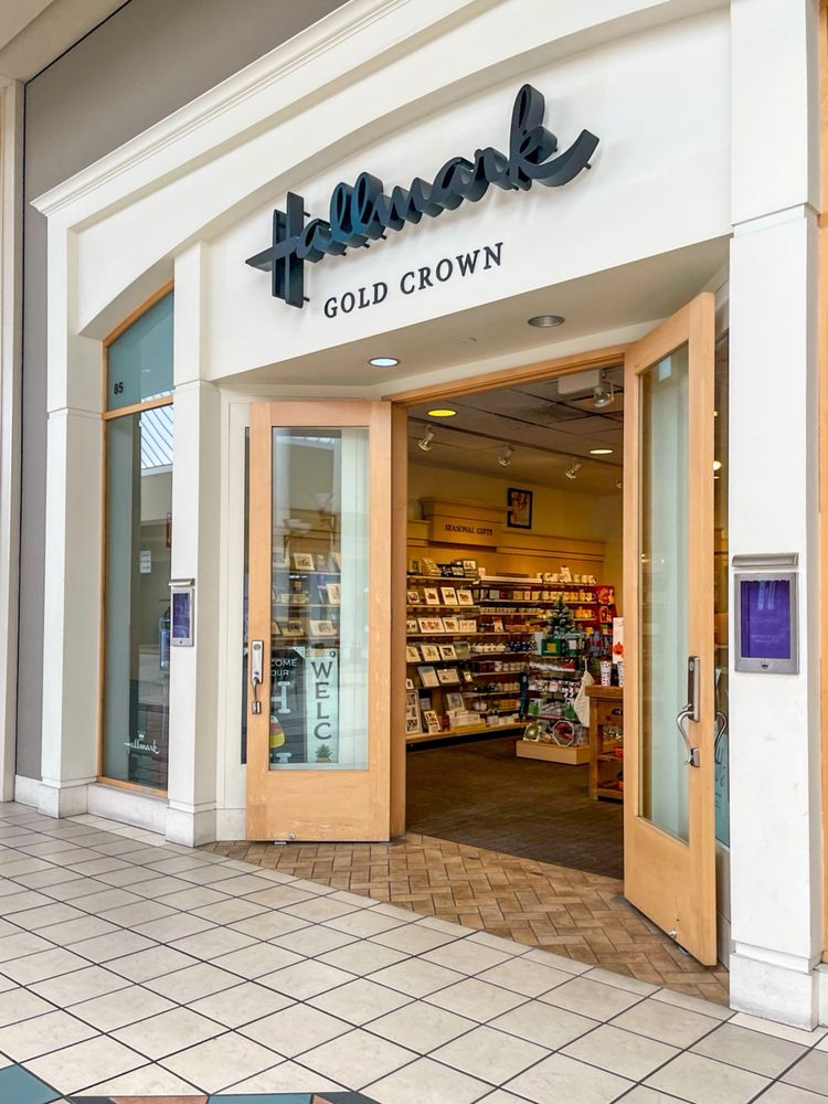 AMY’S HALLMARK SHOP - Updated December 2025 - 38 Photos & 33 Reviews ...