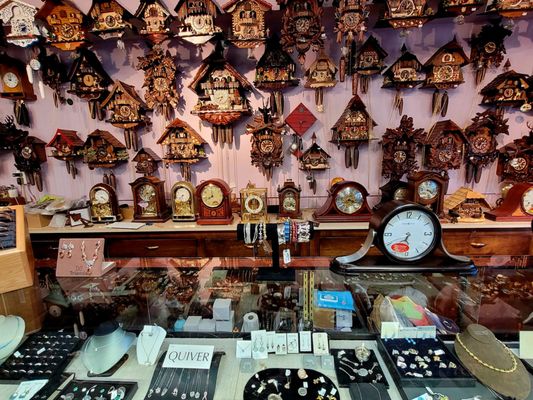 HANSON’S CLOCK SHOP JEWELERS - Updated December 2025 - 42 Photos & 55 ...