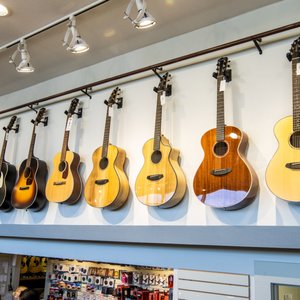 GUITAR CENTER - Updated March 2025 - 17 Photos & 76 Reviews - 1147 ...