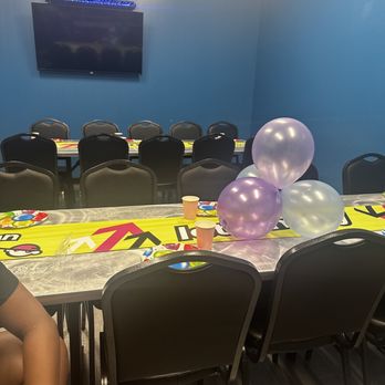 URBAN AIR TRAMPOLINE AND ADVENTURE PARK - Updated December 2025 - 61 ...