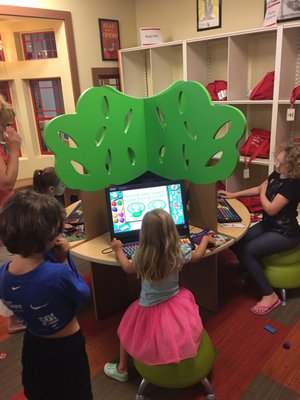 KIRKWOOD PUBLIC LIBRARY - Updated December 2025 - 18 Photos & 23 ...