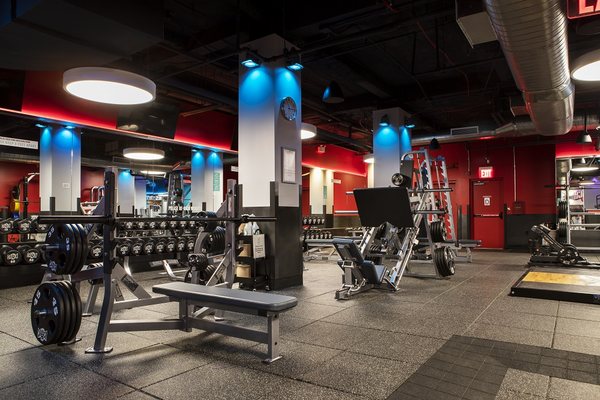 CRUNCH FITNESS - MIDTOWN EAST - Updated October 2025 - 32 Photos & 13 ...