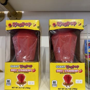 OMG CANDY STORE- SAVANNAH - Updated August 2025 - 23 Photos - 21 E ...