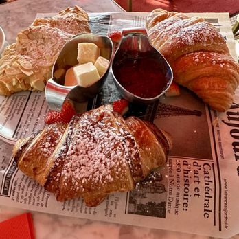 TOULOUSE CAFÉ AND BAR - Updated June 2024 - 955 Photos & 824 Reviews ...