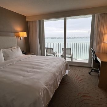 CLEARWATER BEACH MARRIOTT RESORT ON SAND KEY - Updated December 2025 ...