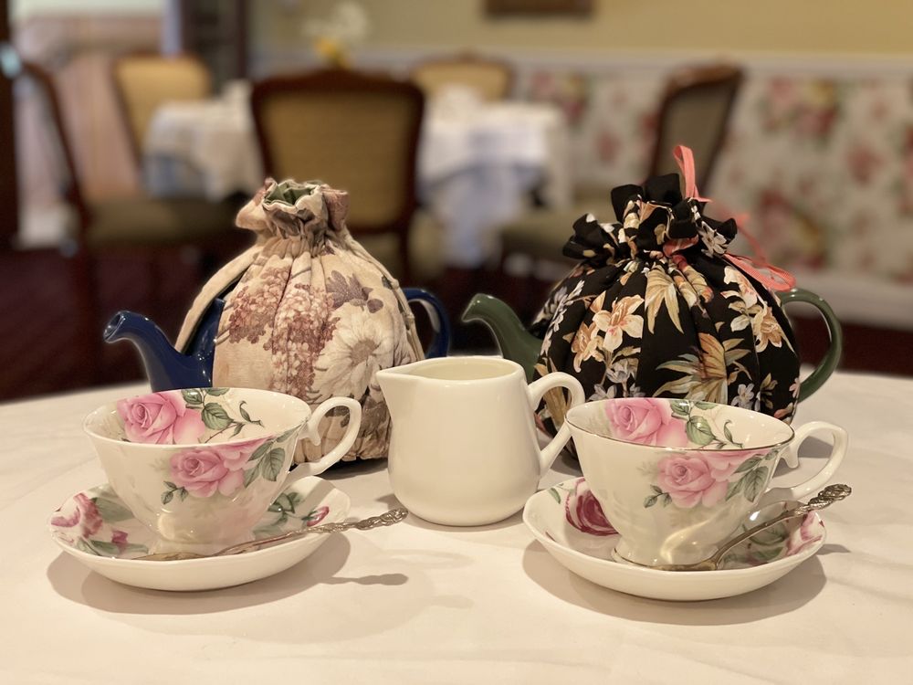 Tea Rooms - LISA’S TEA TREASURES - 539 Photos & 252 Reviews - 167 Main ...