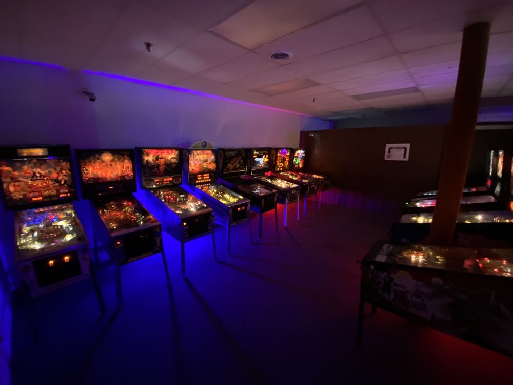 UNDERGROUND RETROCADE - Updated May 2025 - 88 Photos & 77 Reviews - 121 ...