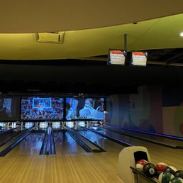 10PIN BOWLING LOUNGE - Updated December 2025 - 195 Photos & 390 Reviews ...