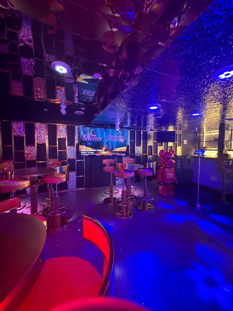 KING KTV - Updated August 2025 - 19 Reviews - 2002 S Wentworth Ave ...