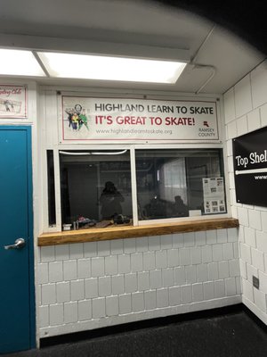 CHARLES M. SCHULZ - HIGHLAND ARENA - Updated February 2025 - 11 Photos ...