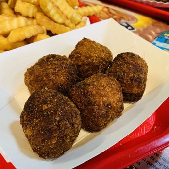 RIVERSIDE PATTY TOO - Updated July 2025 - 54 Photos & 55 Reviews ...