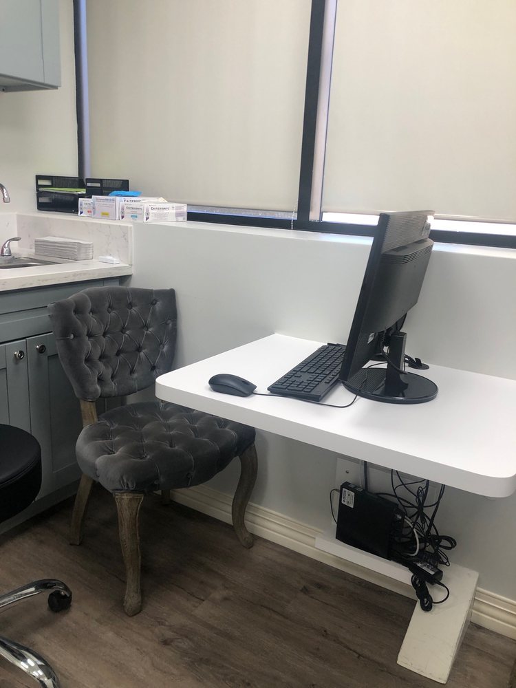 BRUCE BECKER, MD - 11 Photos & 17 Reviews - 5363 Balboa Blvd, Encino ...