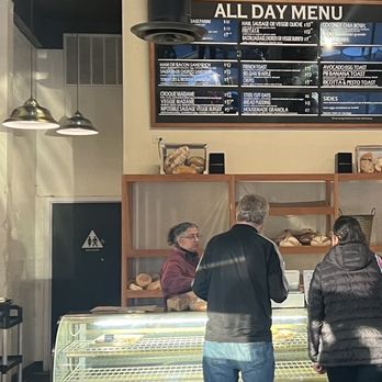 BASQUE BOULANGERIE CAFE - 501 Photos & 727 Reviews - 460 1st St E ...