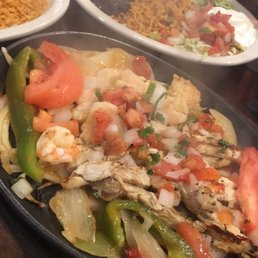 BROADNECK GRILL & CANTINA - Updated October 2025 - 53 Photos & 136 ...