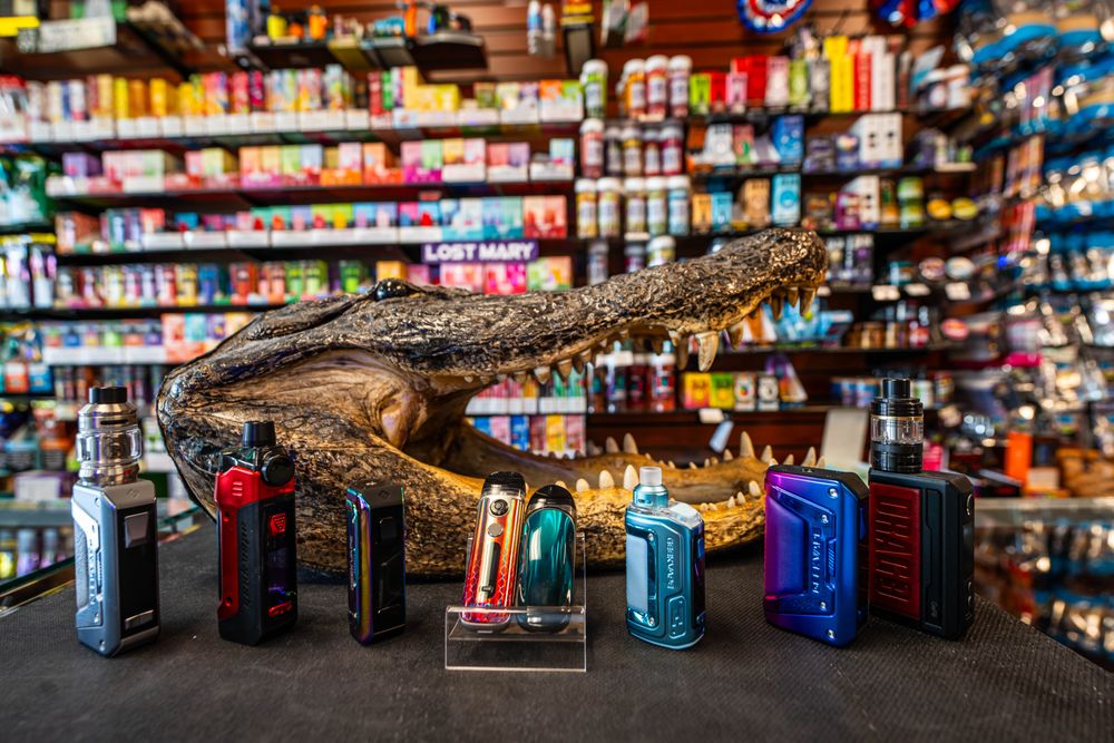 GATOR VAPES - Updated October 2025 - 20 Photos - 17855 US Hwy 441 ...