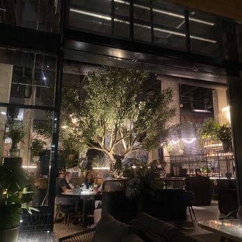 V MODERN ITALIAN - Updated July 2025 - 138 Photos & 55 Reviews - 820 ...