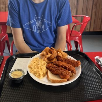 FOWL PLAY HOT CHICKEN - Updated February 2025 - 26 Photos & 17 Reviews ...