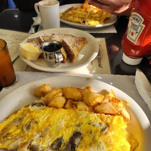 CROSSROADS RESTAURANT - Updated June 2025 - 69 Photos & 141 Reviews ...