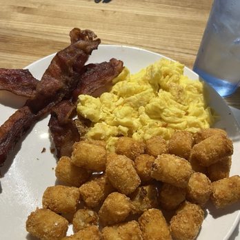 TOAST 101 - Updated July 2024 - 389 Photos & 346 Reviews - 4699 E ...