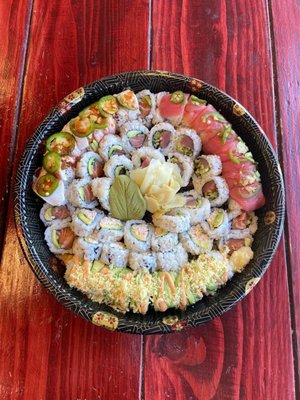 MESHUGA 4 SUSHI - Updated May 2024 - 76 Photos & 123 Reviews - 526 N La ...