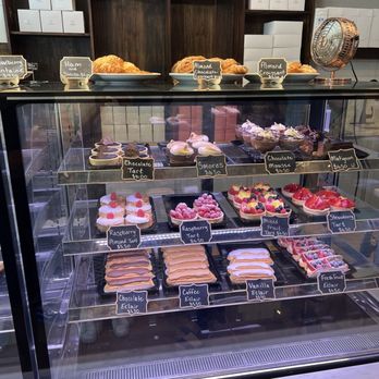 THE PATISSERIE ON MAIN - Updated December 2025 - 28 Photos & 25 Reviews ...