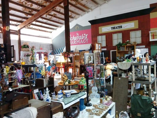 NORTH COAST ANTIQUE MALL - Updated December 2025 - 10 Photos & 22 ...