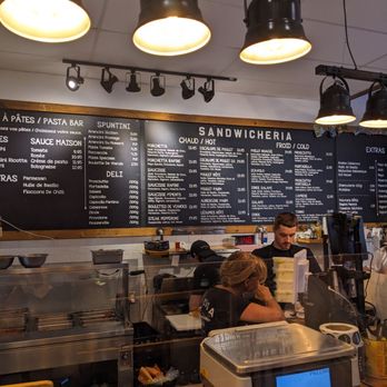 BOSSA - Updated October 2025 - 114 photos & 33 avis - 4354 Rue ...