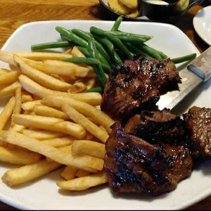 EAGLE BROOK SALOON - 52 Photos & 169 Reviews - 258 Dedham St, Norfolk ...