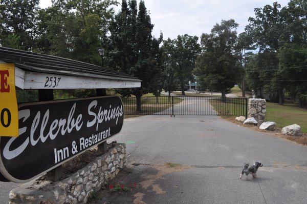 ELLERBE SPRINGS INN - Updated August 2024 - 13 Photos - 2537 N US Hwy ...