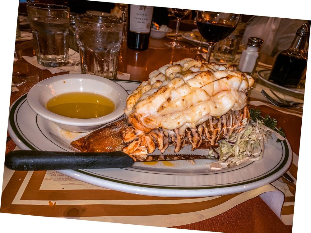 CAPTAINS TAVERN - 255 Photos & 359 Reviews - 9625 S Dixie Hwy, Miami ...