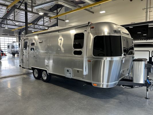 BRETZ RV AND MARINE OF SPOKANE AT LIBERTY LAKE - Updated December 2025 ...