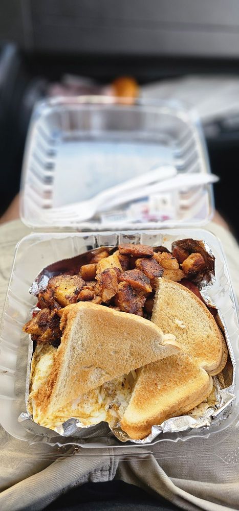MAIN STREET DELI & GRILL - Updated May 2026 - 25 Photos & 15 Reviews ...