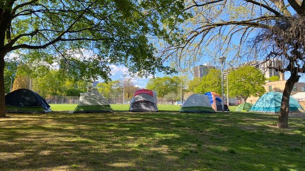 MOSS PARK - Updated May 2025 - 57 Photos - Queen St W and Sherbourne St ...