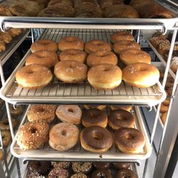 Best Donut Shops Near Me - November 2022: Find Nearby Donut Shops ...