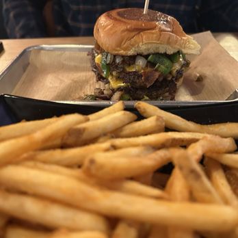 GROOVY BEAST - Updated June 2025 - 164 Photos & 192 Reviews - 1611 ...