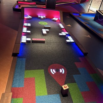 PUTTSHACK - NATICK - Updated November 2025 - 96 Photos & 41 Reviews ...