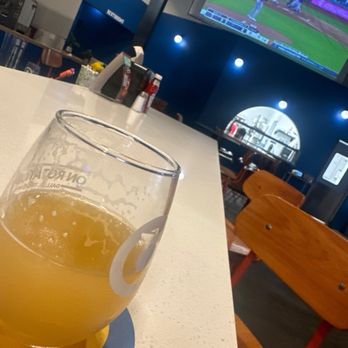 ON ROTATION BREWERY & KITCHEN - Updated March 2025 - 242 Photos & 91 ...