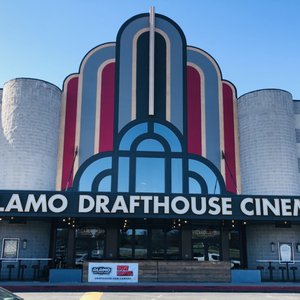 AMC SPRINGFIELD 11 - Updated December 2024 - 21 Photos & 64 Reviews ...