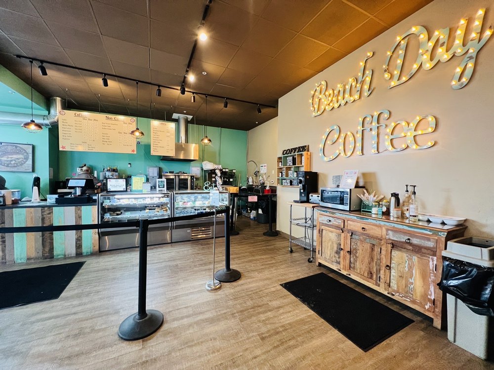 BEACH DAY COFFEE - Updated July 2025 - 97 Photos & 126 Reviews - 7 ...