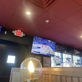 BAR-BILL EAST - Updated December 2024 - 96 Photos & 95 Reviews - 1129 ...