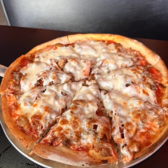 COMMODORE’S PIZZA - Updated May 2024 - 16 Photos & 88 Reviews - 2008 ...