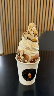 TWISTED ROLLS CHIMNEY CAKE - Updated December 2025 - 127 Photos & 82 ...